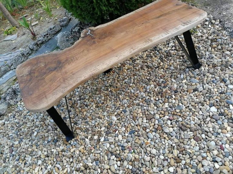 “The Lead” table – Hand Made Toys – HoMe Decor
